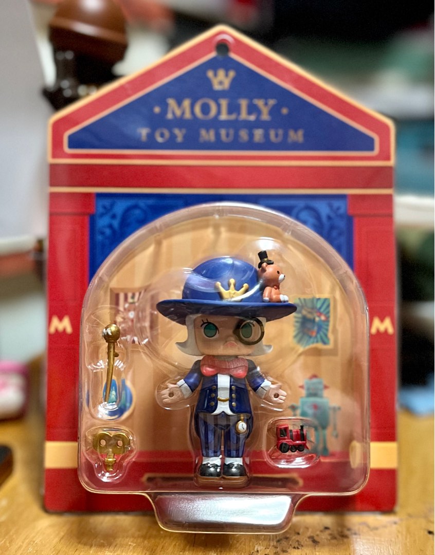 Molly Toy Museum Limited Edition, Hobbies & Toys, Memorabilia ...