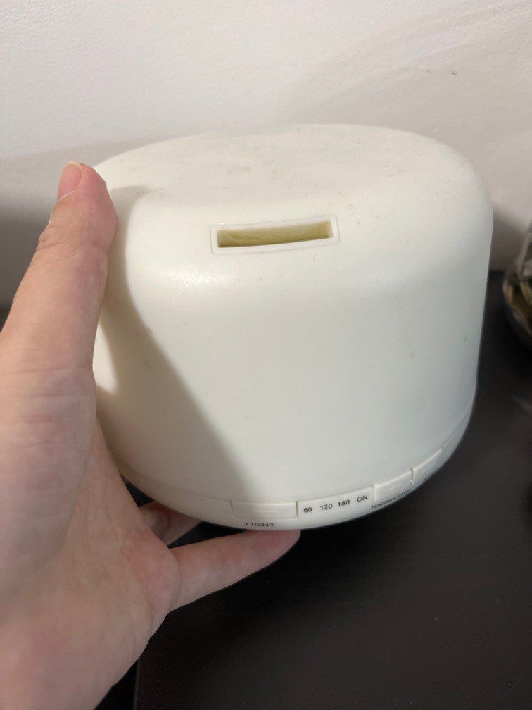 Muji fragrance diffuser light smell, Furniture & Home Living, Home ...