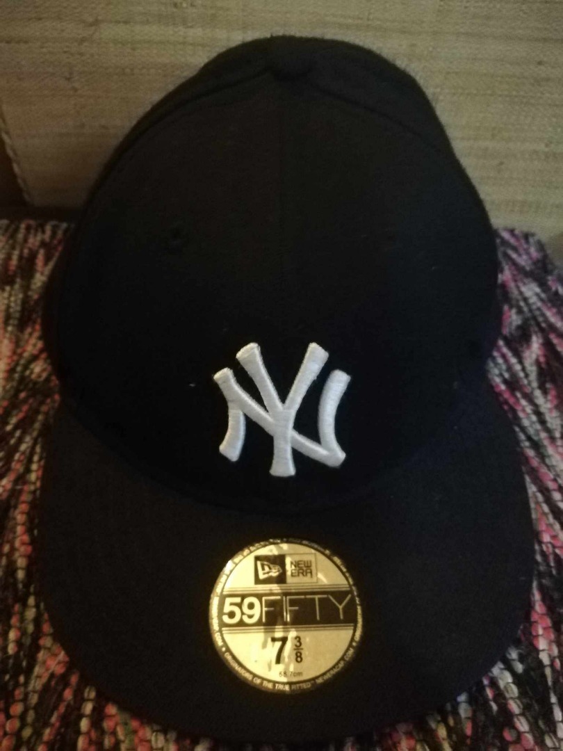 New York Yankees CAP 59fifty 7 3/8, Men's Fashion, Watches ...