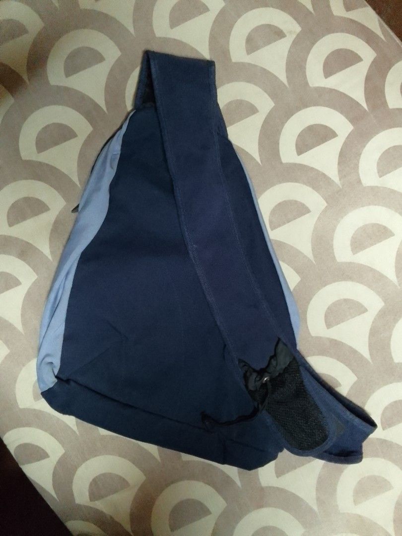 Nike, Men's Fashion, Bags, Belt bags, Clutches and Pouches on Carousell
