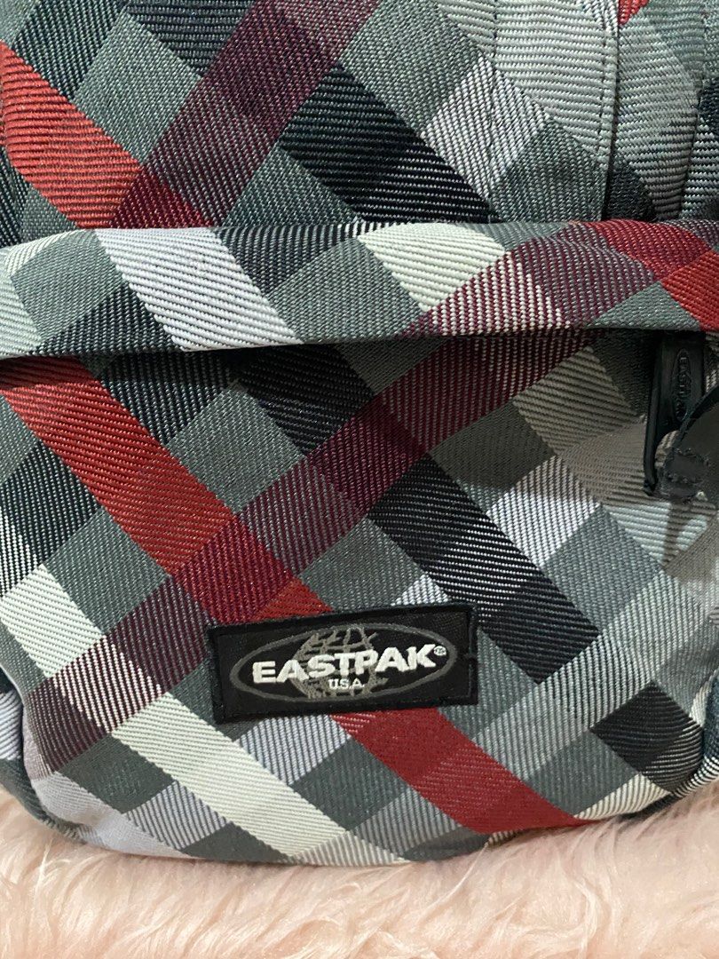 Original EASTPAK semi-large backpack, Men's Fashion, Bags, Backpacks on ...