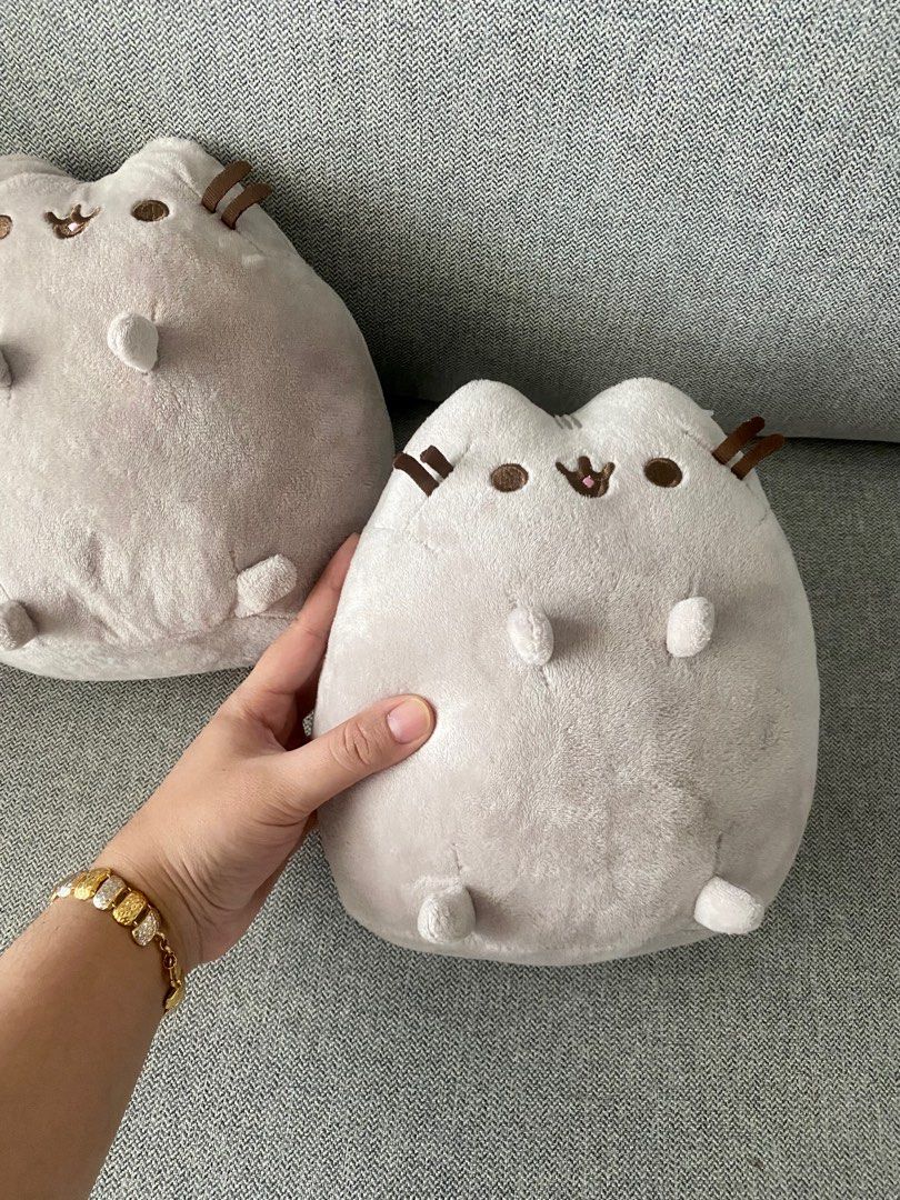 Original Pusheen soft toy, Hobbies & Toys, Toys & Games on Carousell