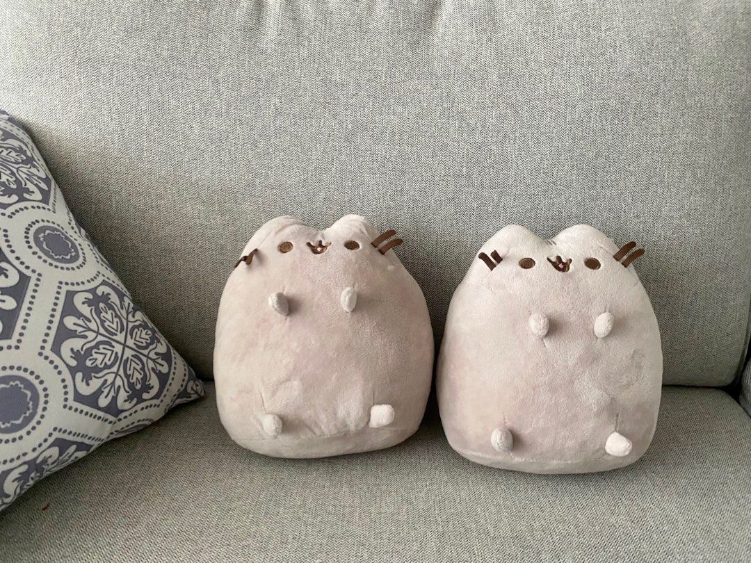 Original Pusheen soft toy, Hobbies & Toys, Toys & Games on Carousell