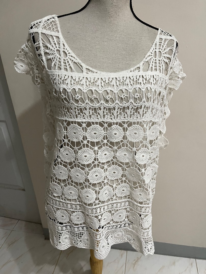Pang cover if naka swimsuit, Women's Fashion, Tops, Blouses on Carousell