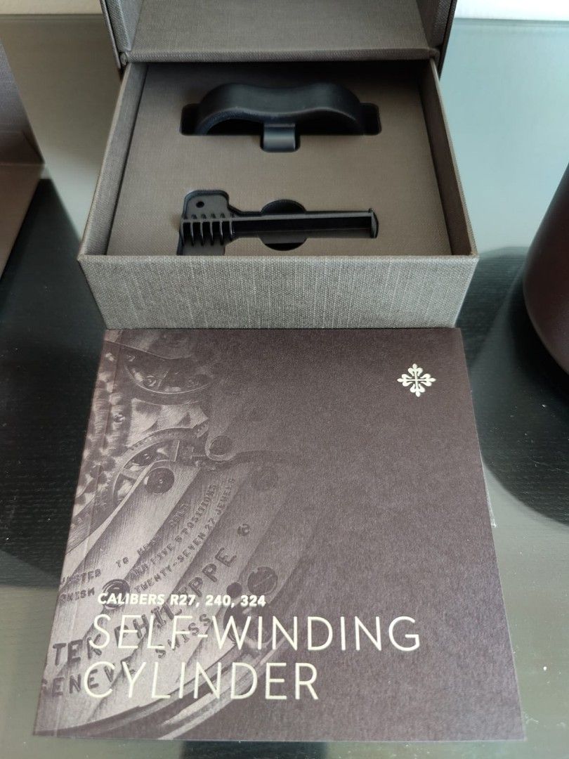 Patek Philippe Revol Box (Winder), Luxury, Watches on Carousell