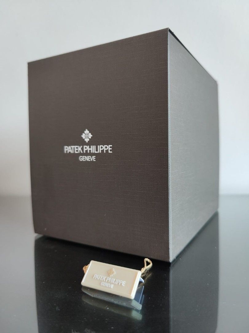 Patek Philippe Revol Box (Winder), Luxury, Watches on Carousell