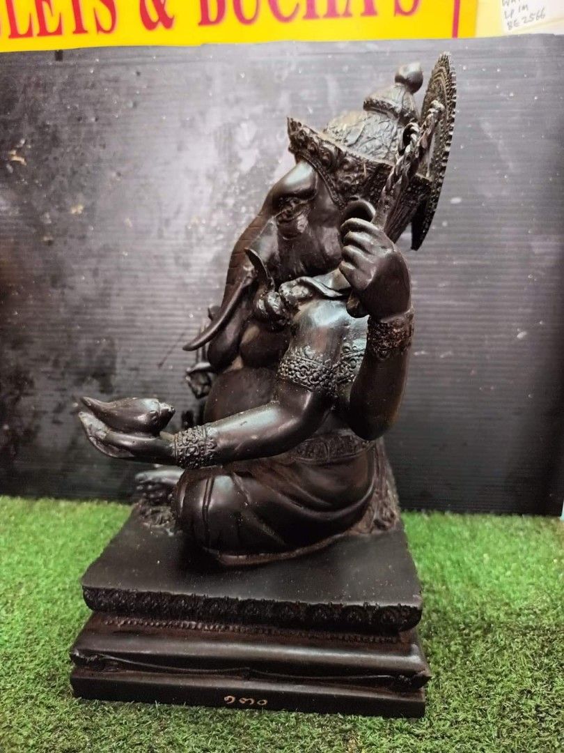 Phra Pikanet Bucha by LP Key, Hobbies & Toys, Memorabilia ...