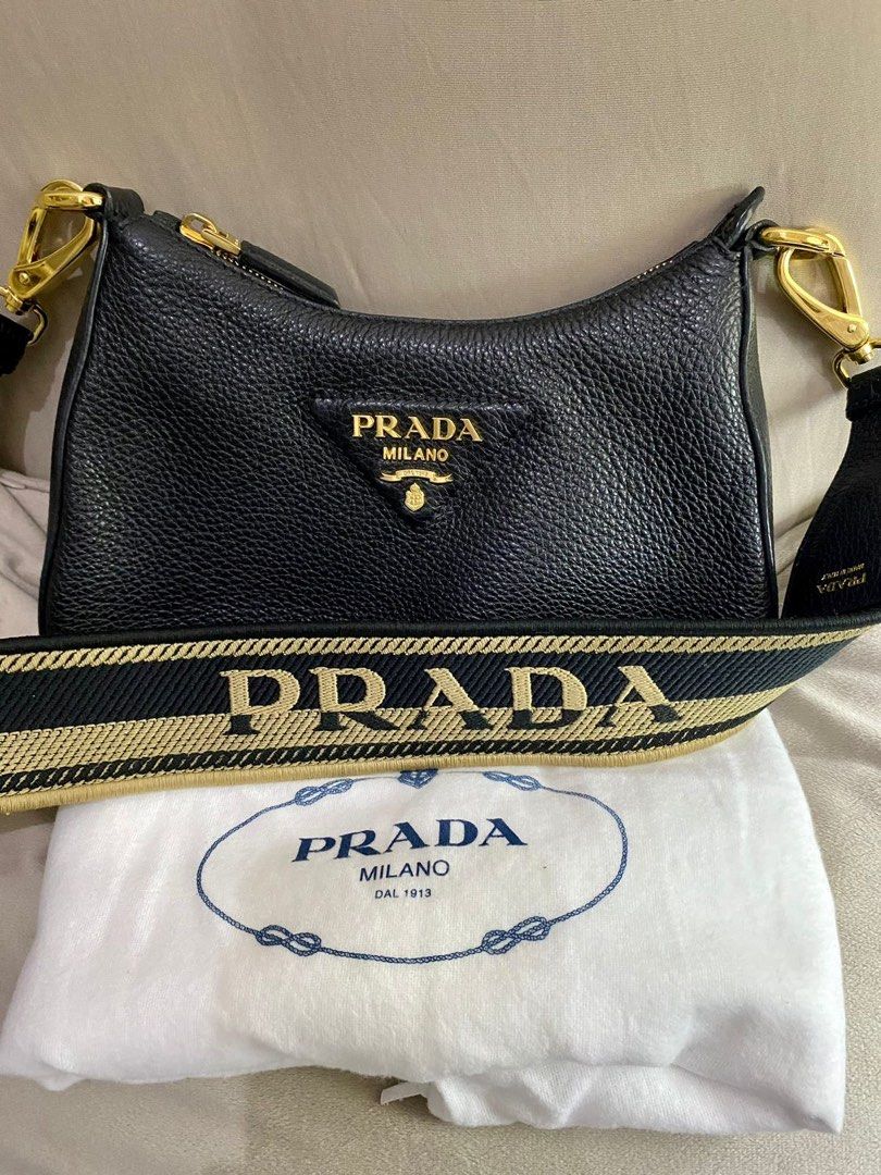 Prada vitello Daino Shoulder Bag 2022, Barang Mewah, Tas & Dompet di Carousell