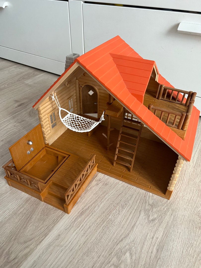 RARE Sylvanian Families Log Cabin, Hobbies & Toys, Collectibles ...