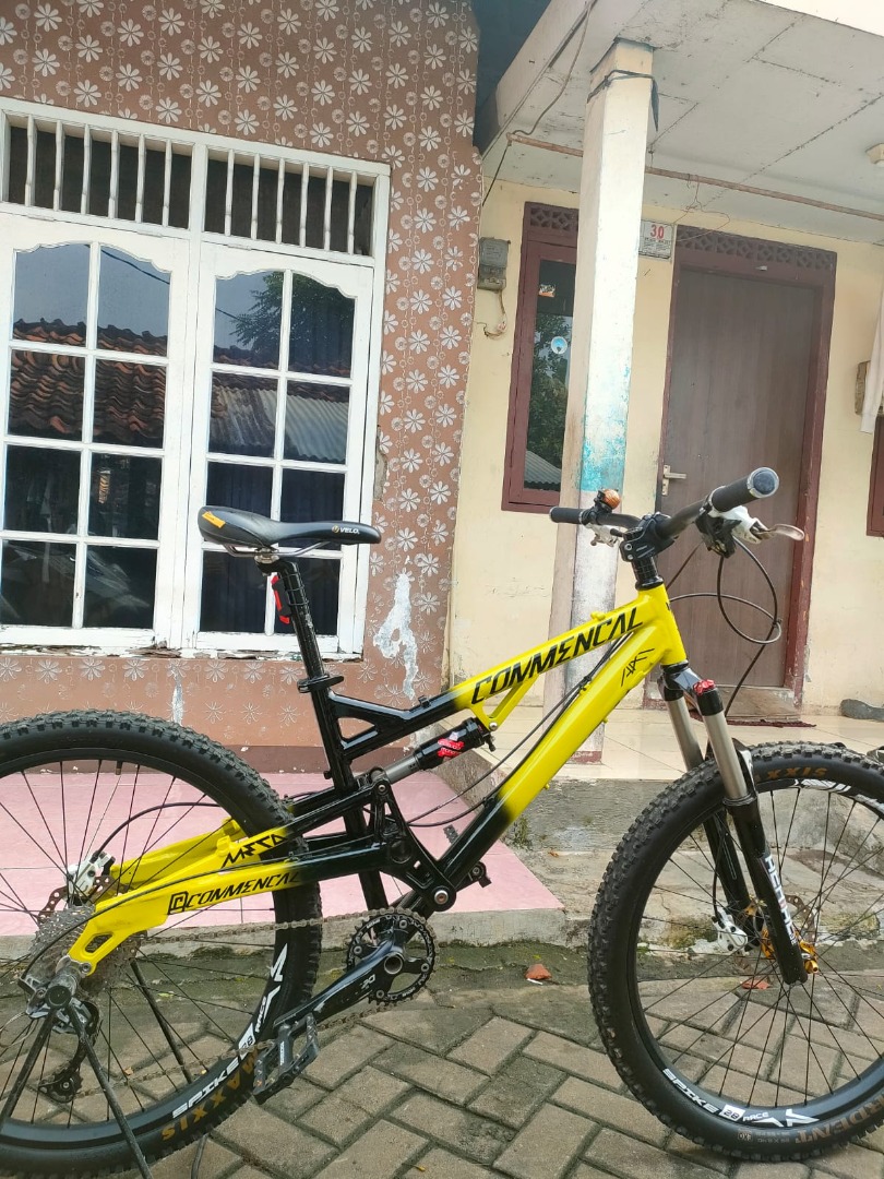 Sepeda Gunung MTB Polygon Axion 26" Fullsus, Olah Raga, Sepeda di Carousell
