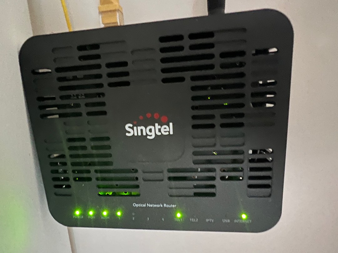 SingTel 1 gbps Fibernet home broadband wifi transfer, Computers & Tech ...