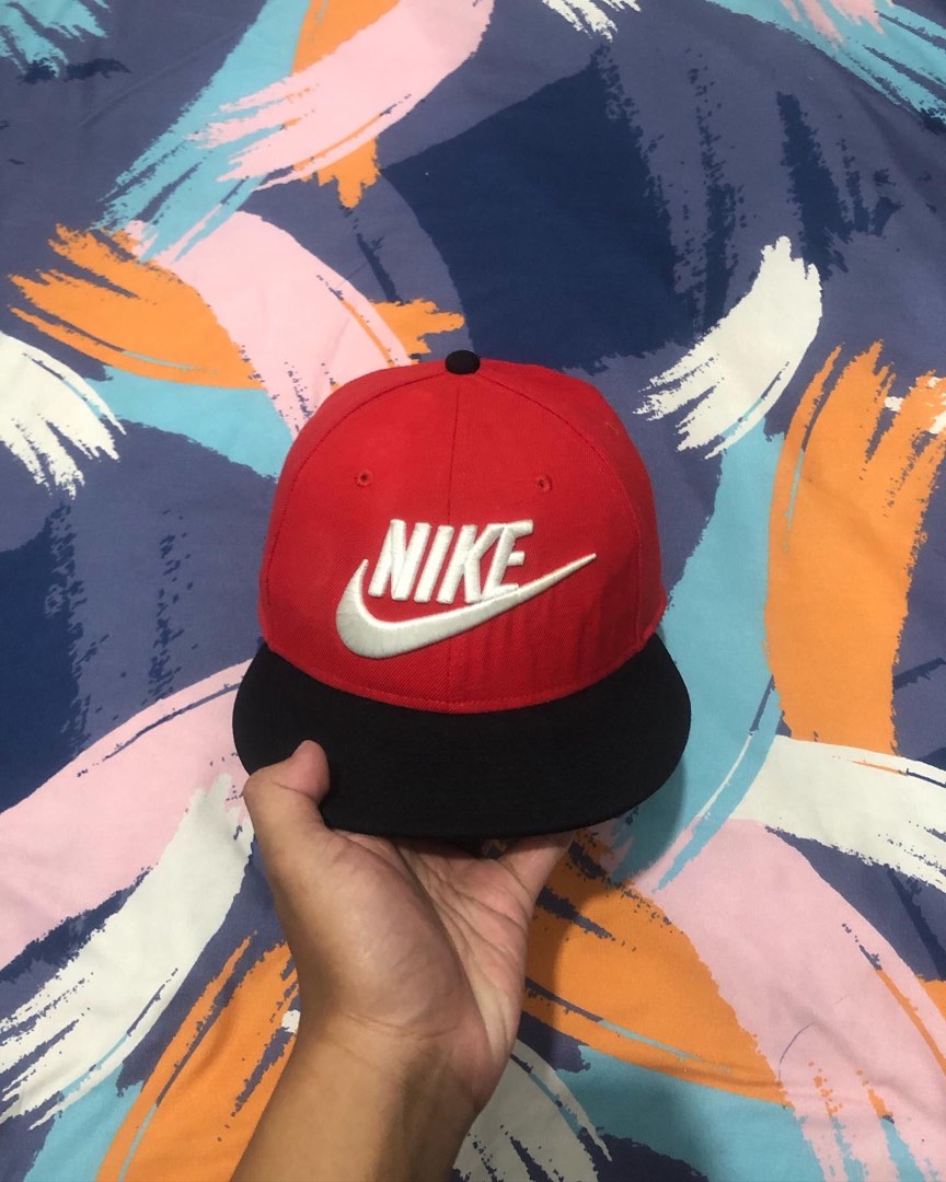 Snapback topi nike big logo, Fesyen Pria, Aksesoris, Topi di Carousell
