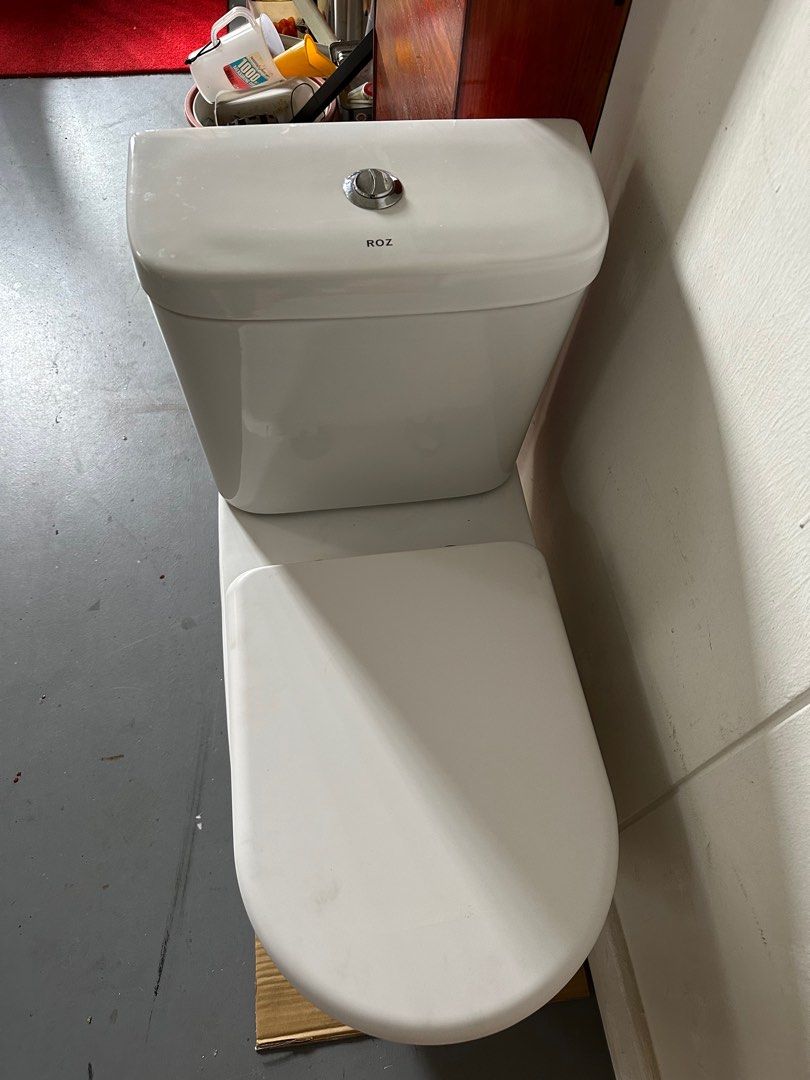 Toilet Bowl, Furniture & Home Living, Bathroom & Kitchen Fixtures on ...