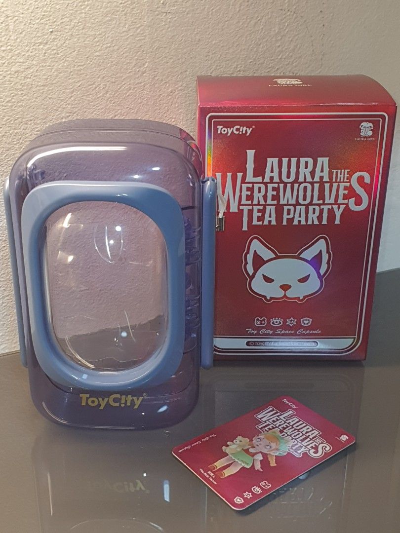 TOYCITY Space Capsule Laura, Hobbies & Toys, Toys & Games on Carousell