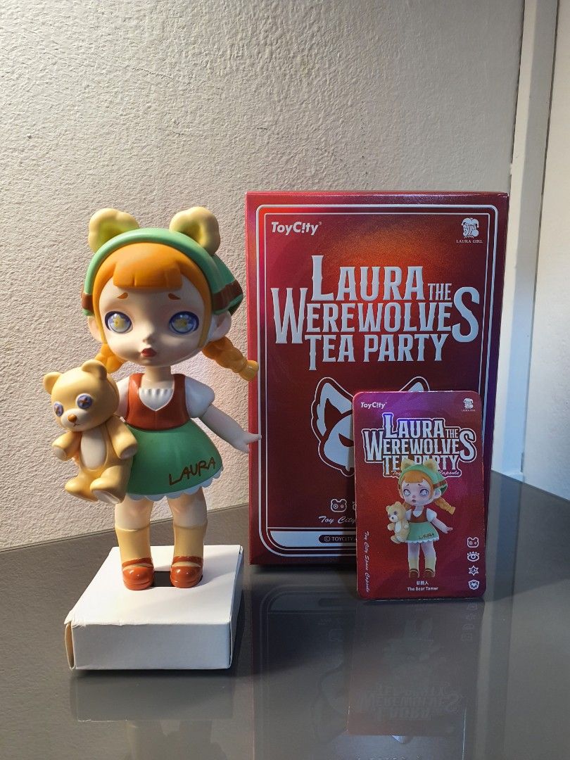 TOYCITY Space Capsule Laura, Hobbies & Toys, Toys & Games on Carousell