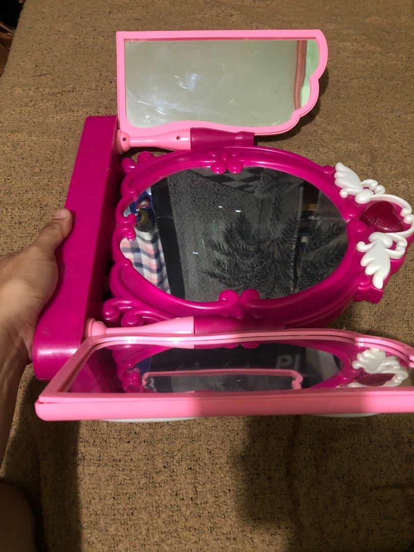 ToysRUs magic mirror, Hobbies & Toys, Toys & Games on Carousell