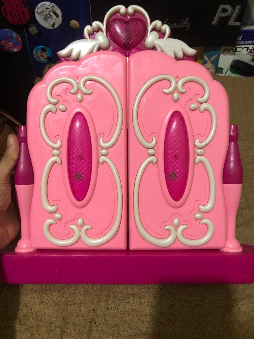 ToysRUs magic mirror, Hobbies & Toys, Toys & Games on Carousell