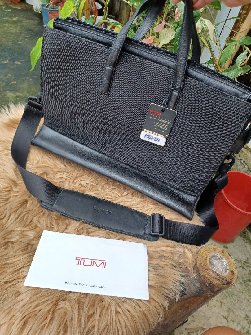 Tumi, Luxury, Bags & Wallets on Carousell