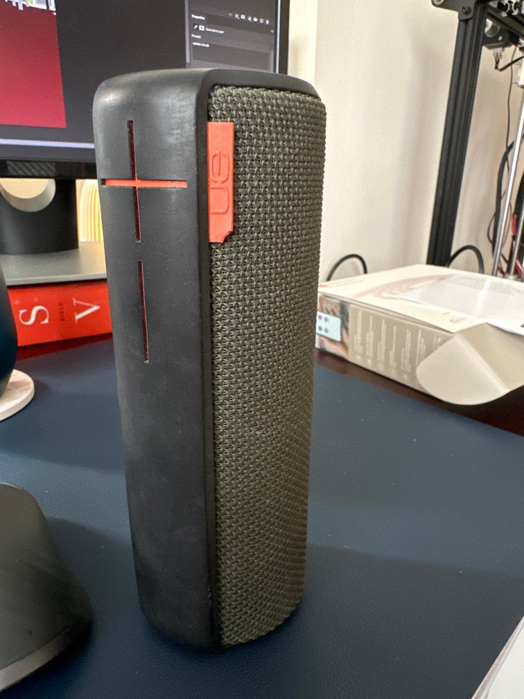 UE Boom 3 Speaker, Audio, Soundbars, Speakers & Amplifiers on Carousell