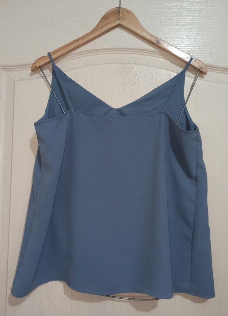 UNIQLO SAGE / PASTEL BLUE STRAPPY TOP - PRELOVED, Women's Fashion, Tops ...