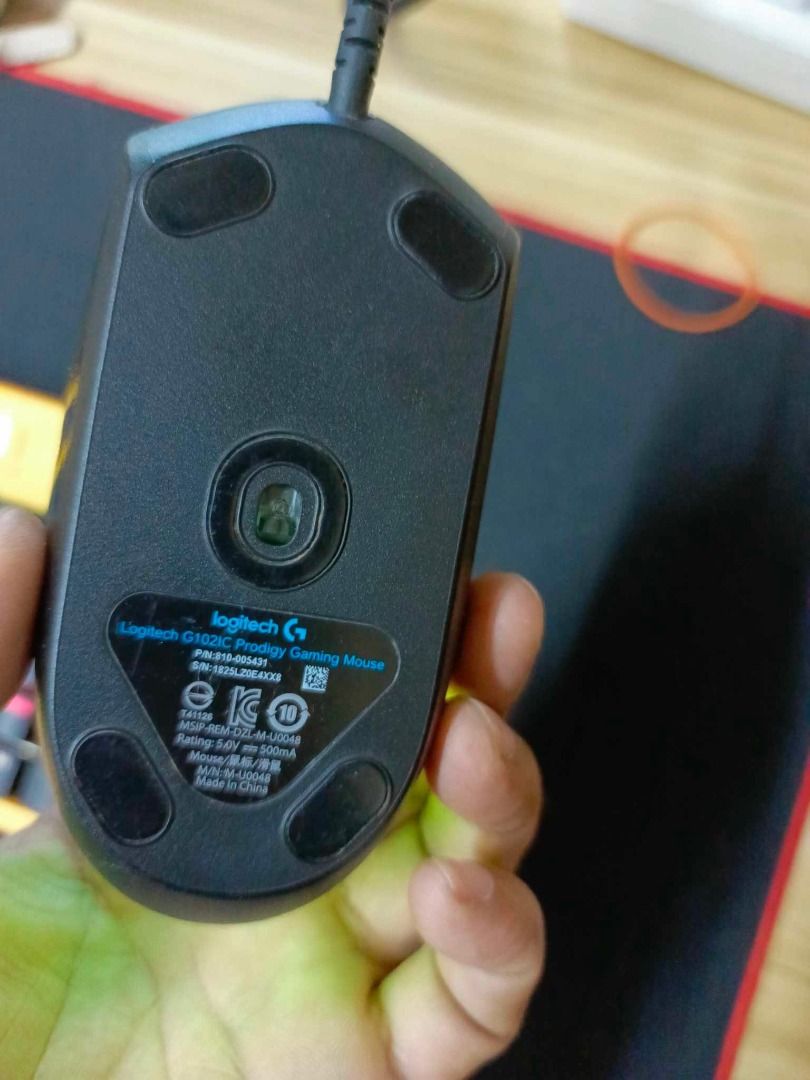 UPS/Mouse/keyboard/tabel144-60/cpu, Computers & Tech, Desktops on Carousell