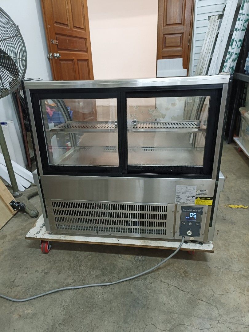 Used table top display chiller showcase, TV & Home Appliances, Kitchen ...
