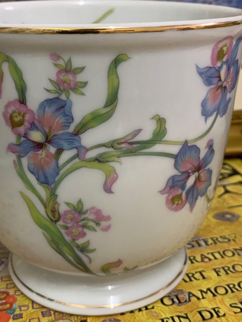 Vintage JAFFE ROSE PRESENTATION FINE - PORCELAIN Vase . Dresden Germany ...