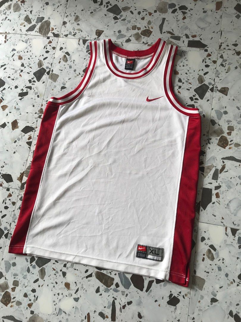 Vintage Nike sando, Men's Fashion, Tops & Sets, Sleep and Loungewear on ...