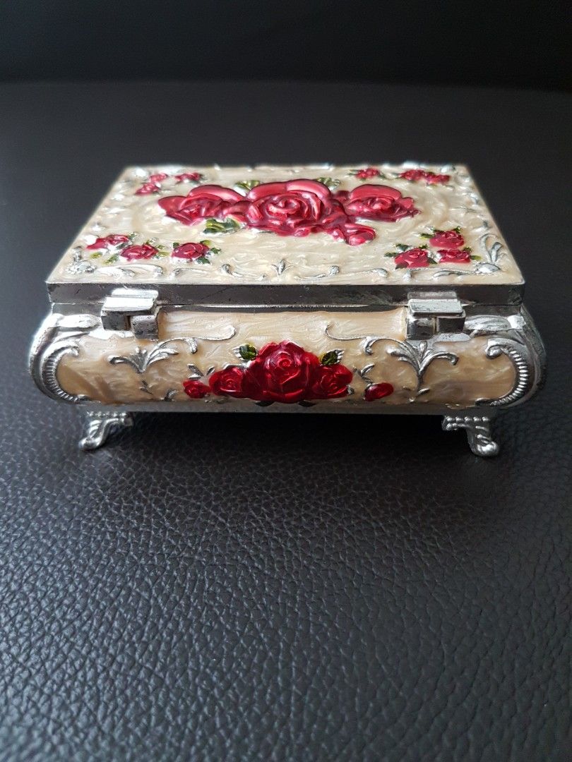 Vintage Rose Jewellery Box, Hobbies & Toys, Memorabilia & Collectibles ...