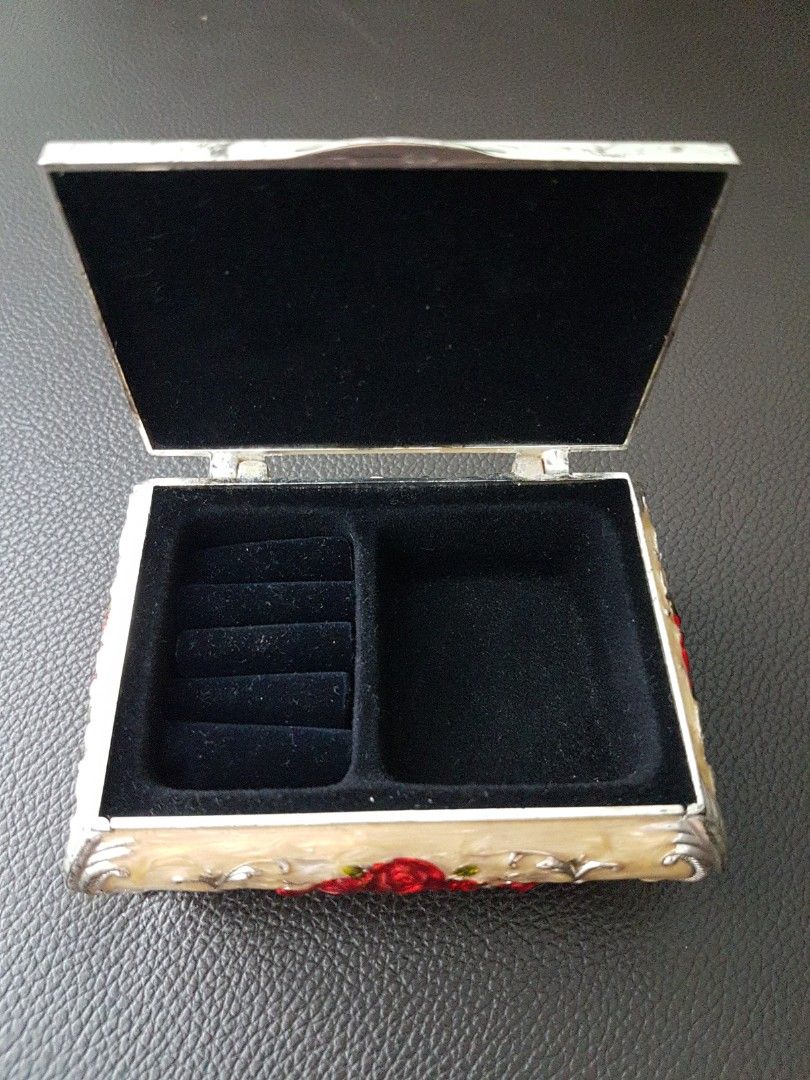 Vintage Rose Jewellery Box, Hobbies & Toys, Memorabilia & Collectibles ...