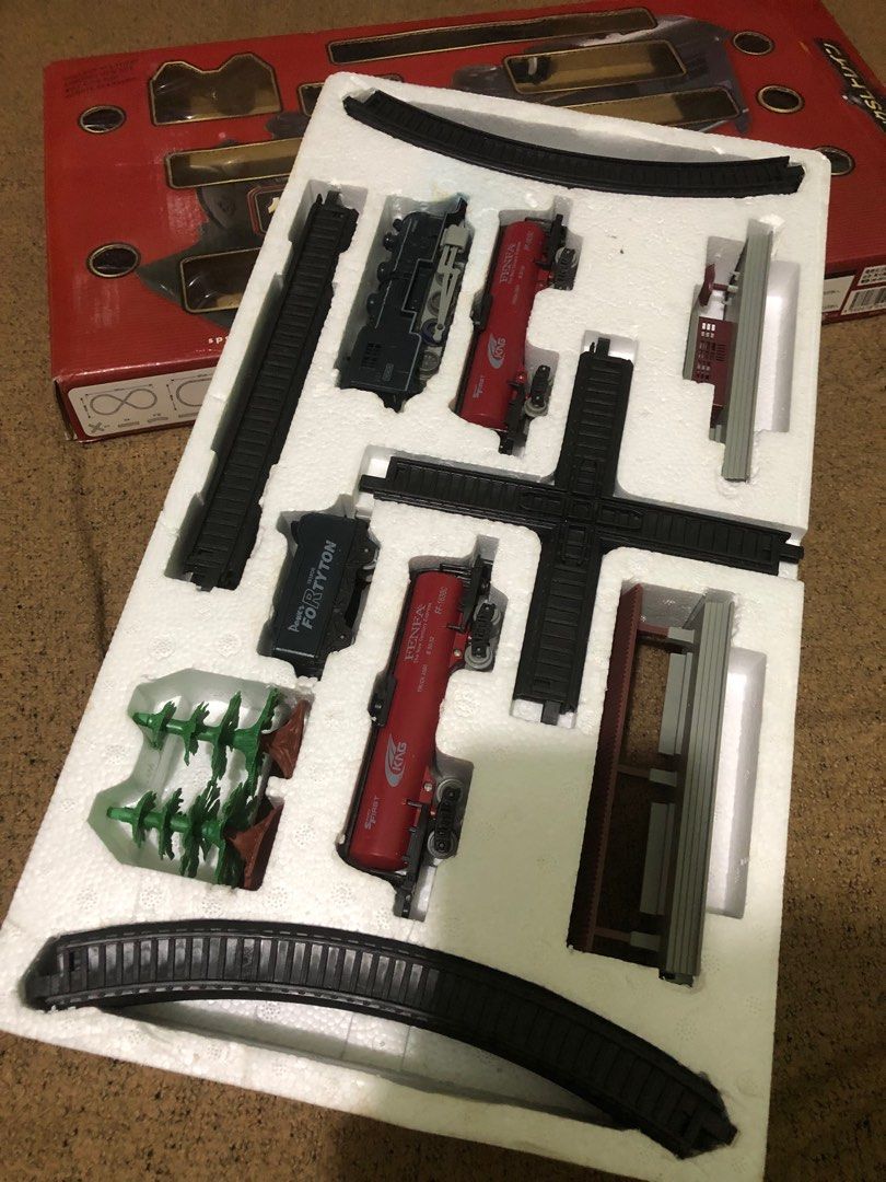 Vintage toy train box kit complete, Hobbies & Toys, Toys & Games on ...