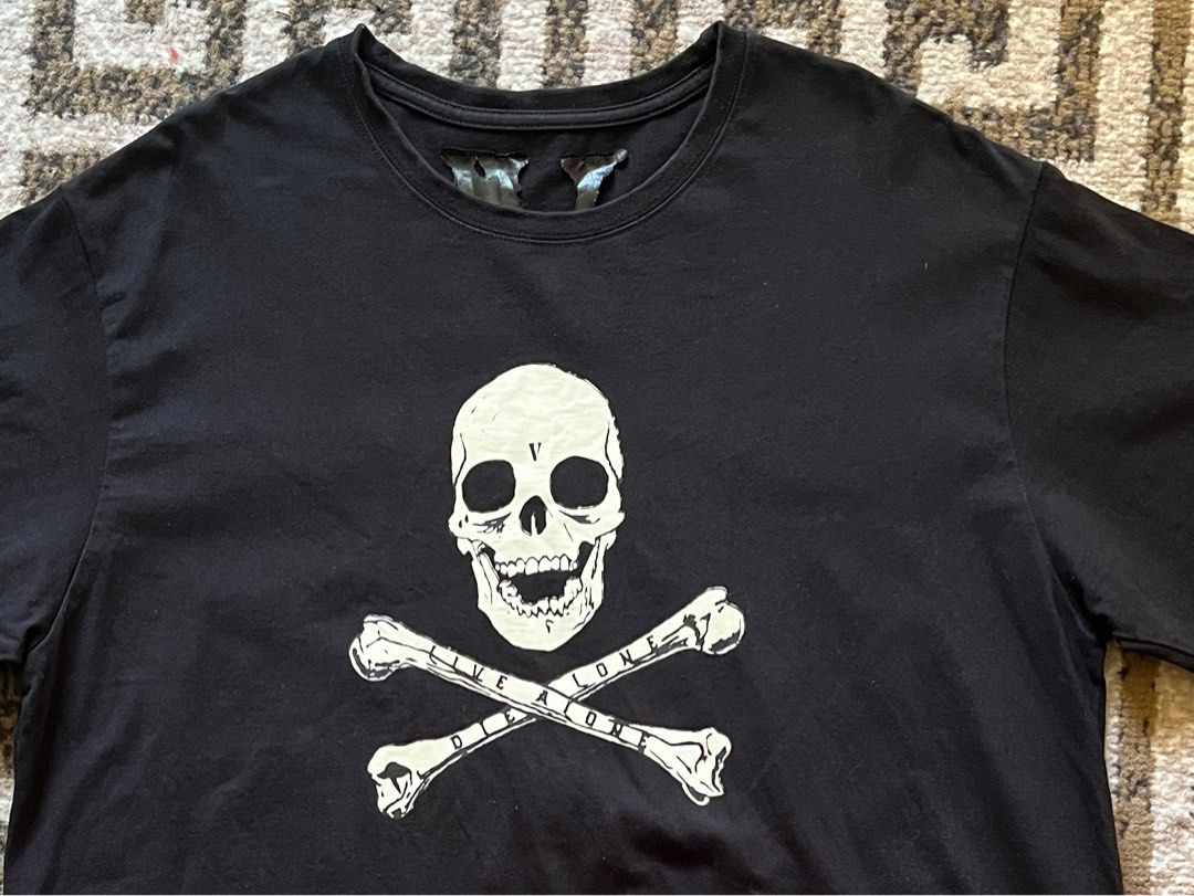 Vlone Skull & Bones Tee, Men's Fashion, Tops & Sets, Tshirts & Polo ...