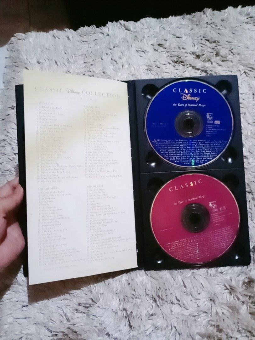 Walt Disney Records CLASSIC DISNEY COLLECTION Cd's with lyric book ...