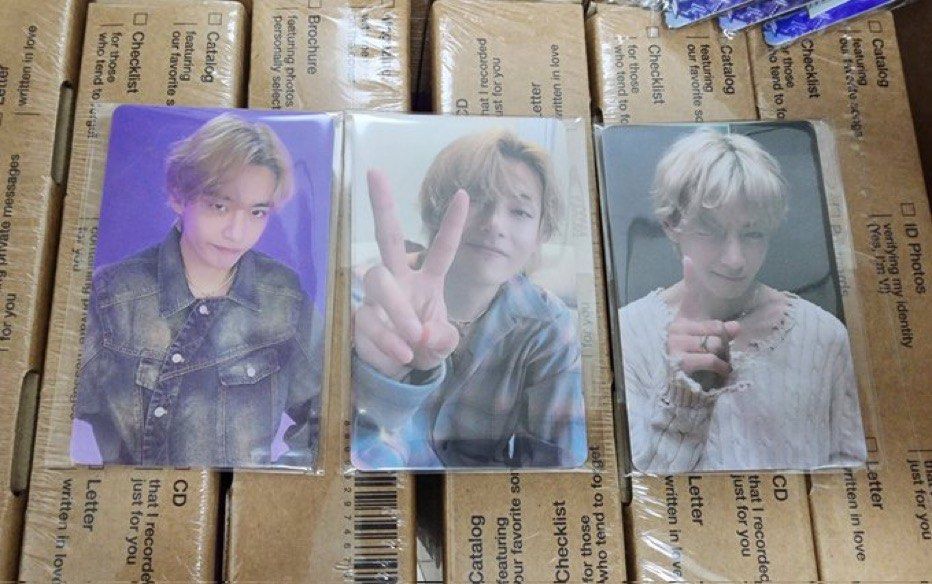 [WTS] Weverse Layover PVC PC, Hobbies & Toys, Memorabilia ...