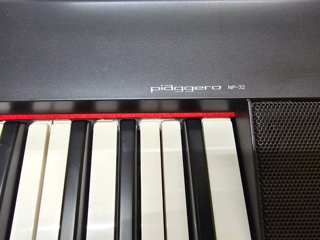 Yamaha Piaggero Keyboard NP 32, Hobbies & Toys, Music & Media, Musical ...