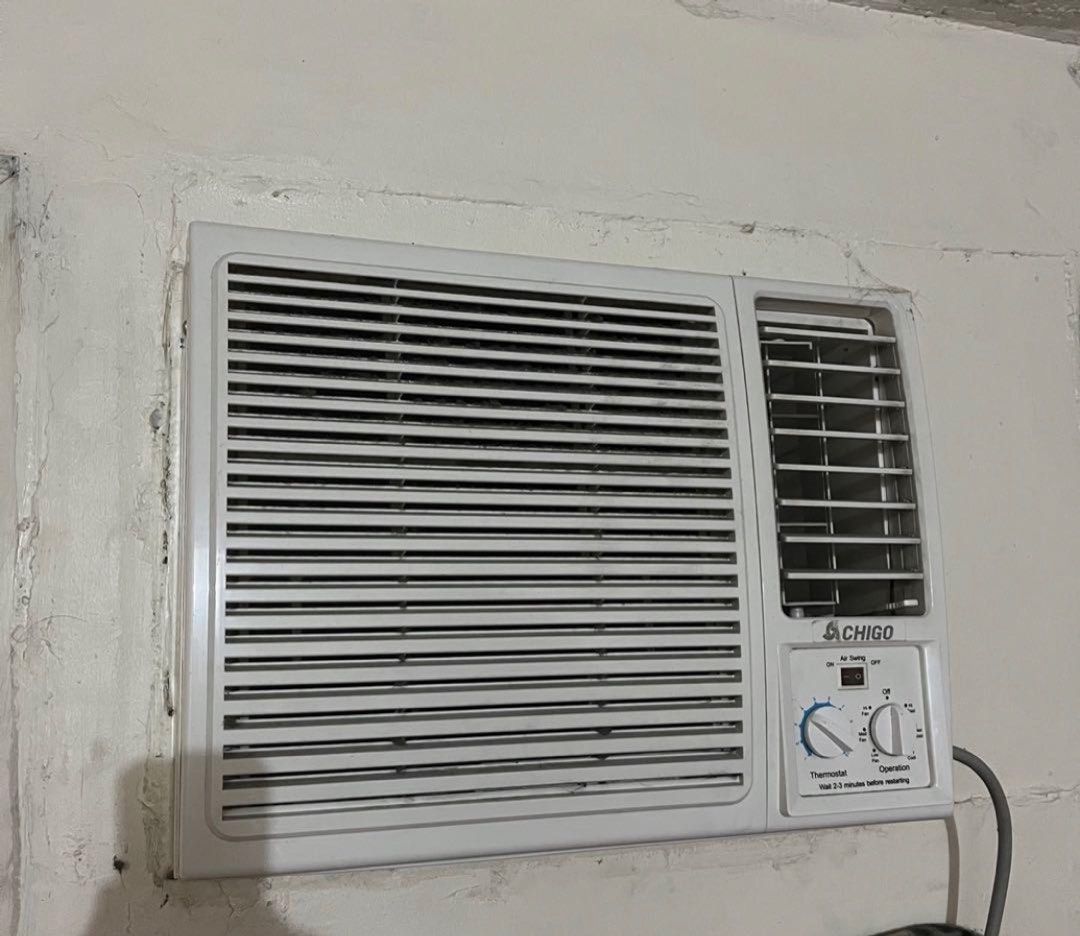 1HP WINDOW TYPE AIRCON (CHIGO), TV & Home Appliances, Air Conditioning ...