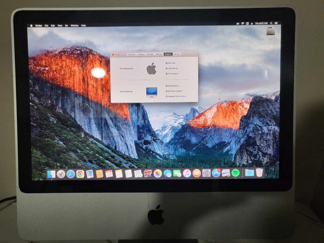 2009 imac 20 inch (complete with table), Computers & Tech, Desktops on ...
