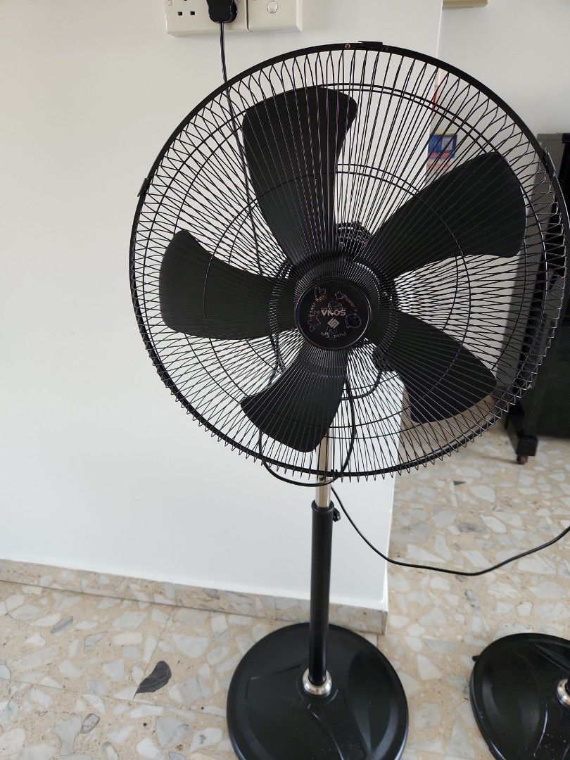 1 x 20" powerful fan to keep you cool and happy, Furniture & Home ...