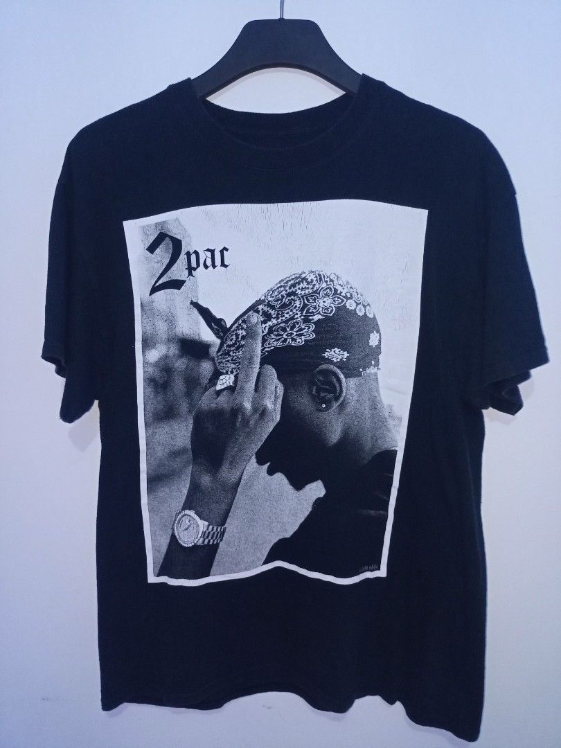 2pac Middle Finger, Men's Fashion, Tops & Sets, Tshirts & Polo Shirts ...