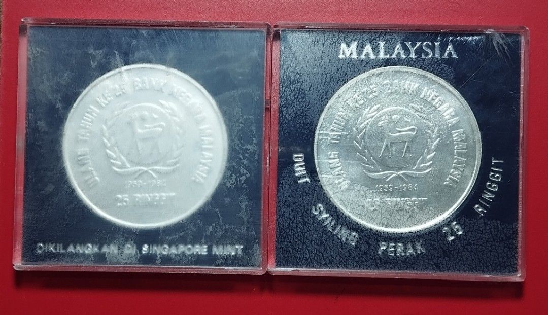 2pcs Duit Syiling Perak 25 Ringgit 1959-1984 #85, Hobbies & Toys ...