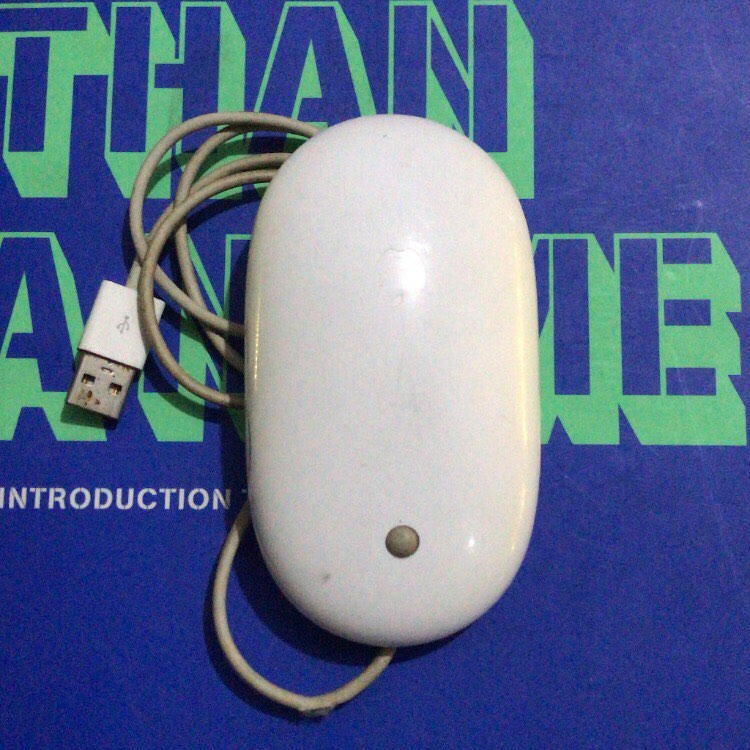 Apple Wired Mighty Mouse Second Condition The Mighty Mouse features the ...
