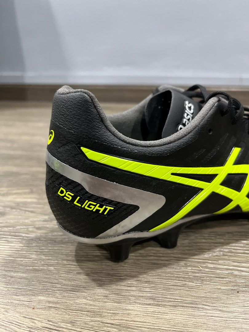 Asics DS Light Football Boots, Sports Equipment, Sports & Games, Racket ...