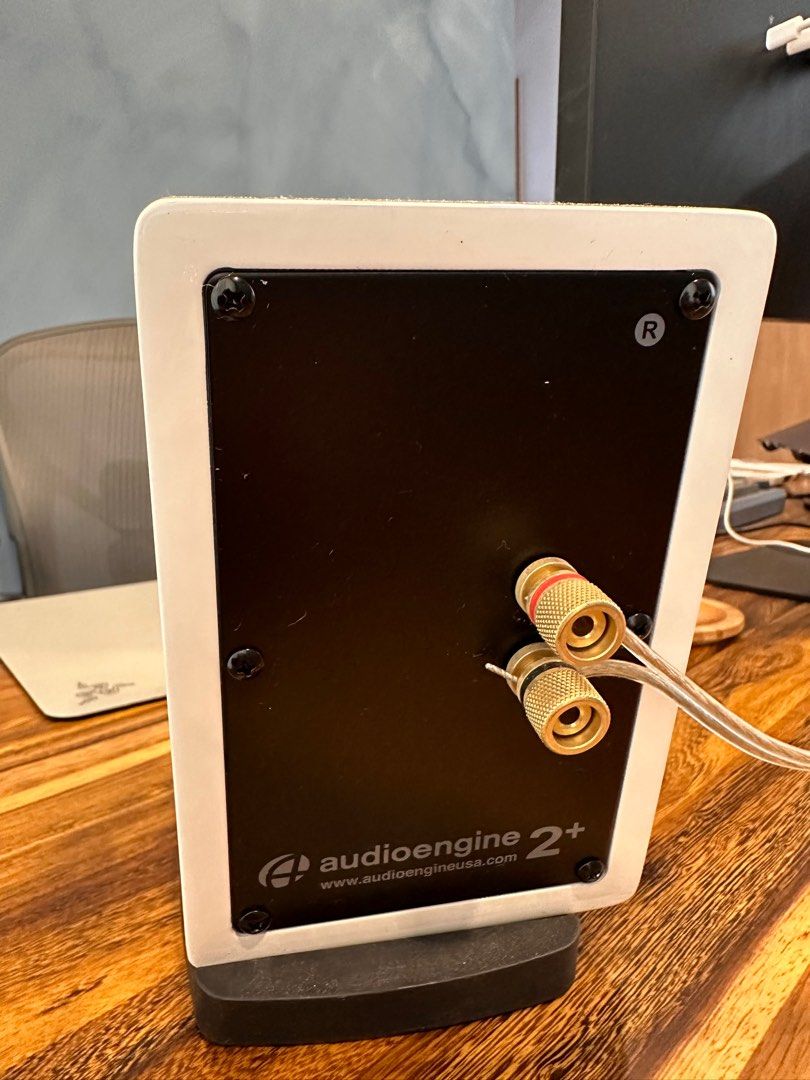 Audioengine A2+ Wireless Bluetooth Speaker System (Hi-Gloss White ...