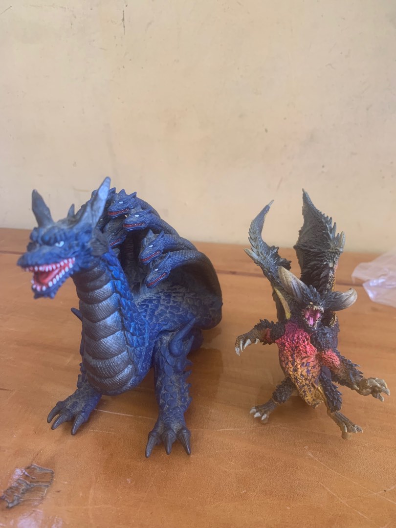 Bandai VTG 6" Ultraman Gaia MIZUNOENORYU Kaiju Figure Toy 1998, Hobbies ...