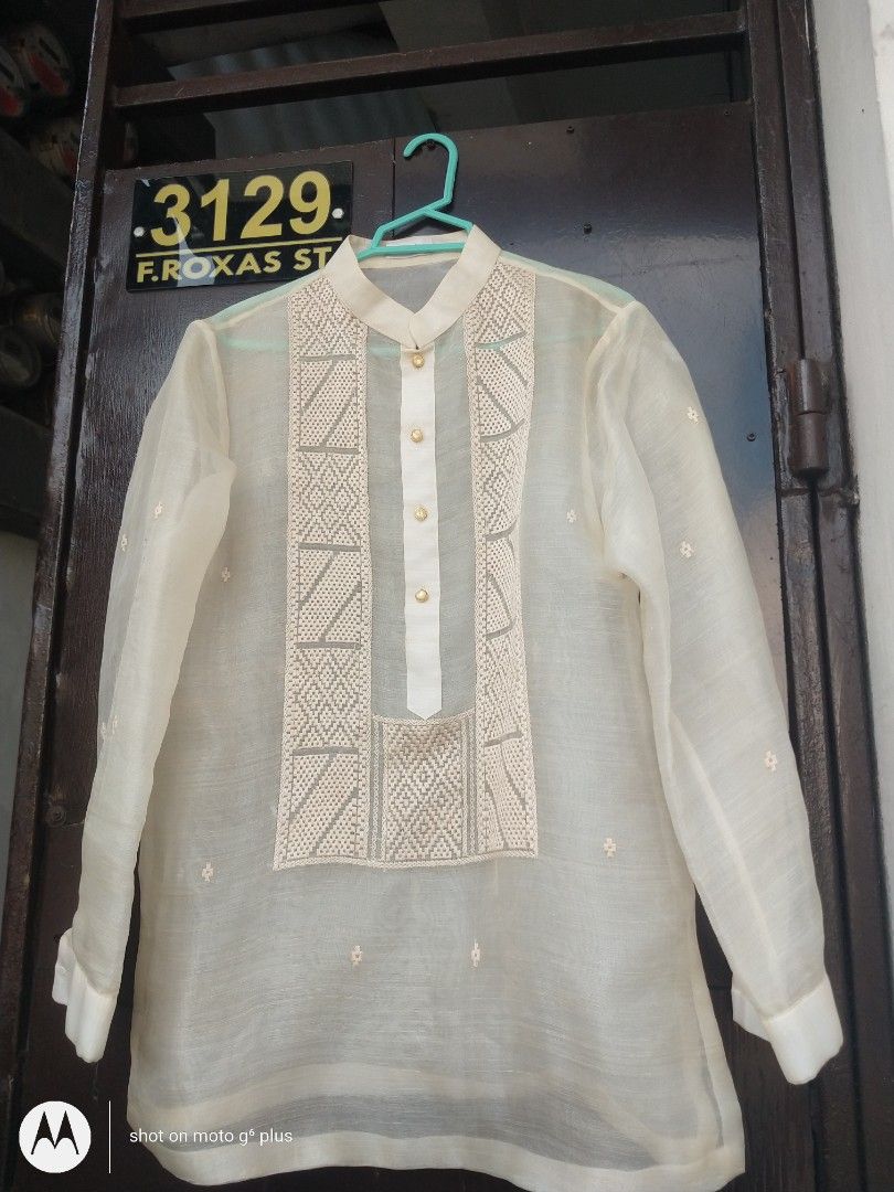 Beautiful handmade imbroidery pinya barong tagalog, Men's Fashion, Tops ...