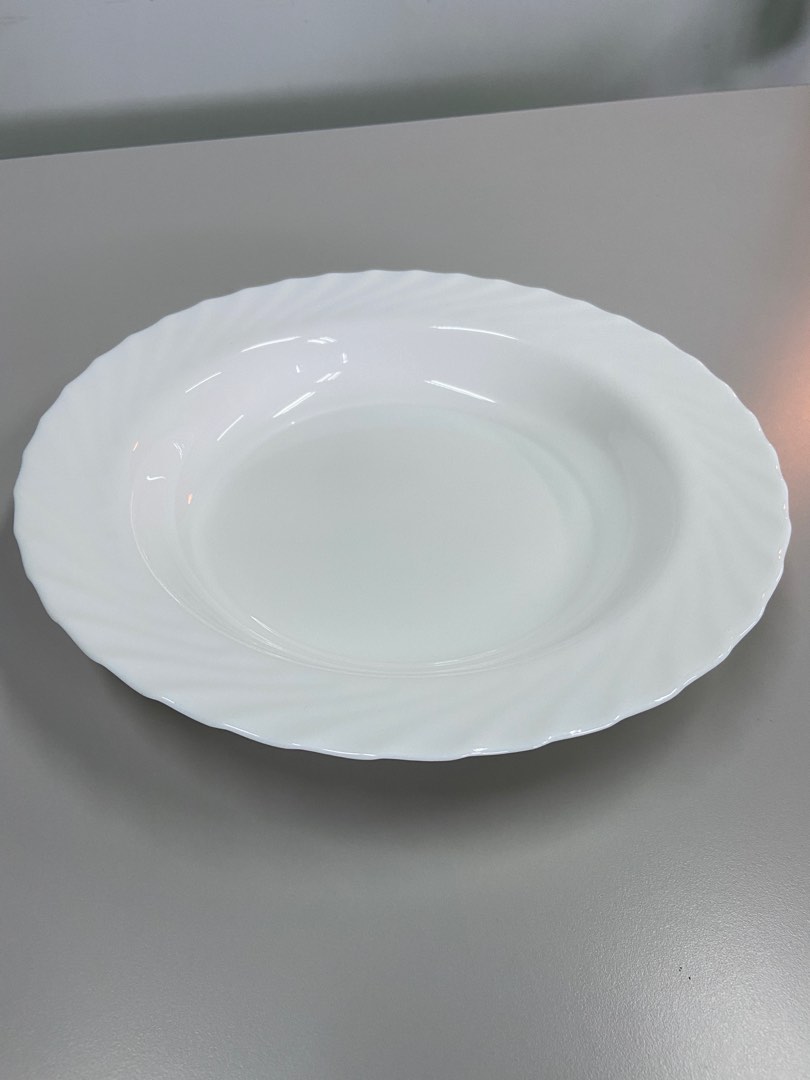 Big Plate, Furniture & Home Living, Kitchenware & Tableware, Dinnerware ...