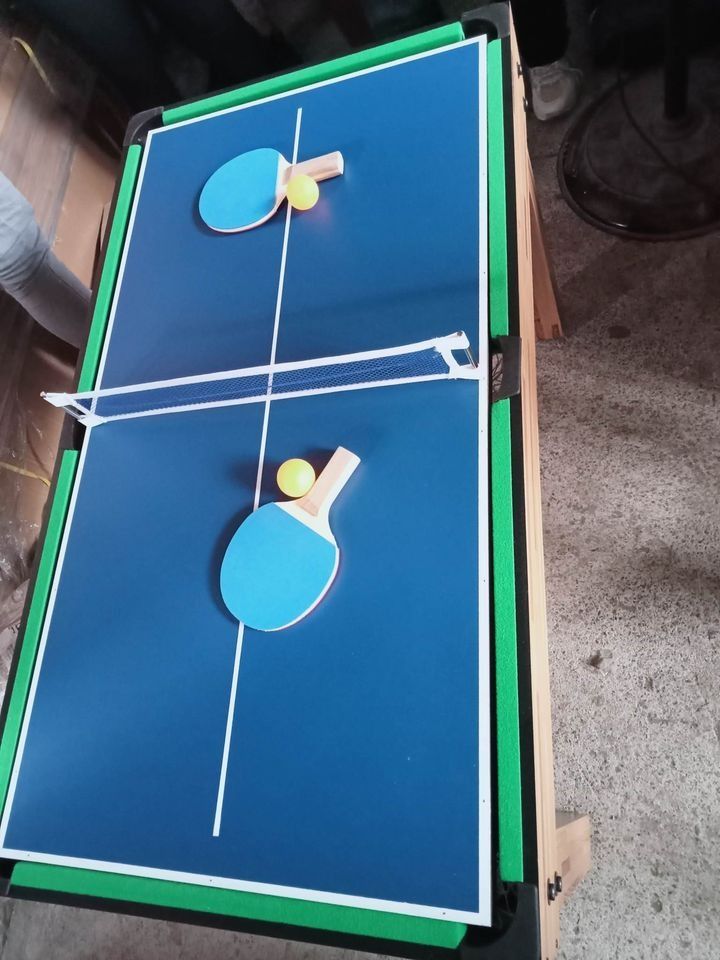 Brandnew 2x4 ft 10in1 Multi gaming table with complete set of ...