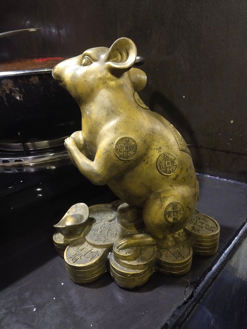 Brass lucky rat statue display, Hobbies & Toys, Memorabilia & Collectibles, Vintage Collectibles ...