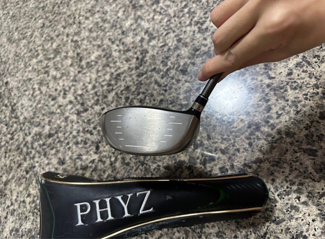 Bridgestone Phyz golf driver, Sports Equipment, Sports & Games, Golf on Carousell