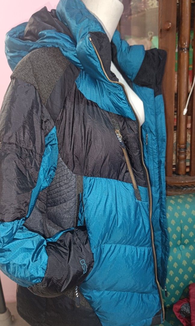 Bulang jaket besar angsa tebal K2 K2 not tnf, Fesyen Pria, Pakaian , Baju Luaran di Carousell